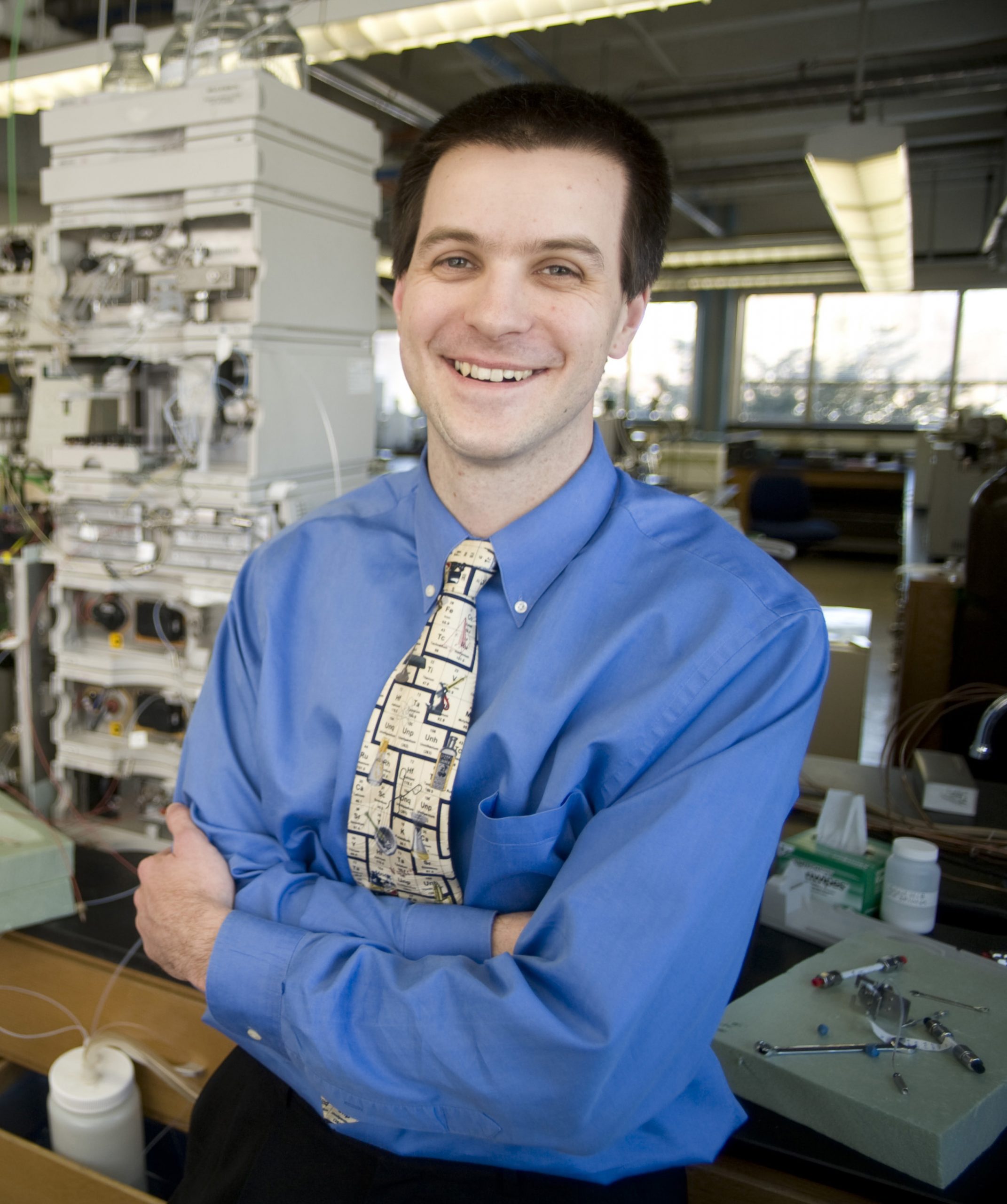 Chemistry Professor Invited to China to Share Research - News