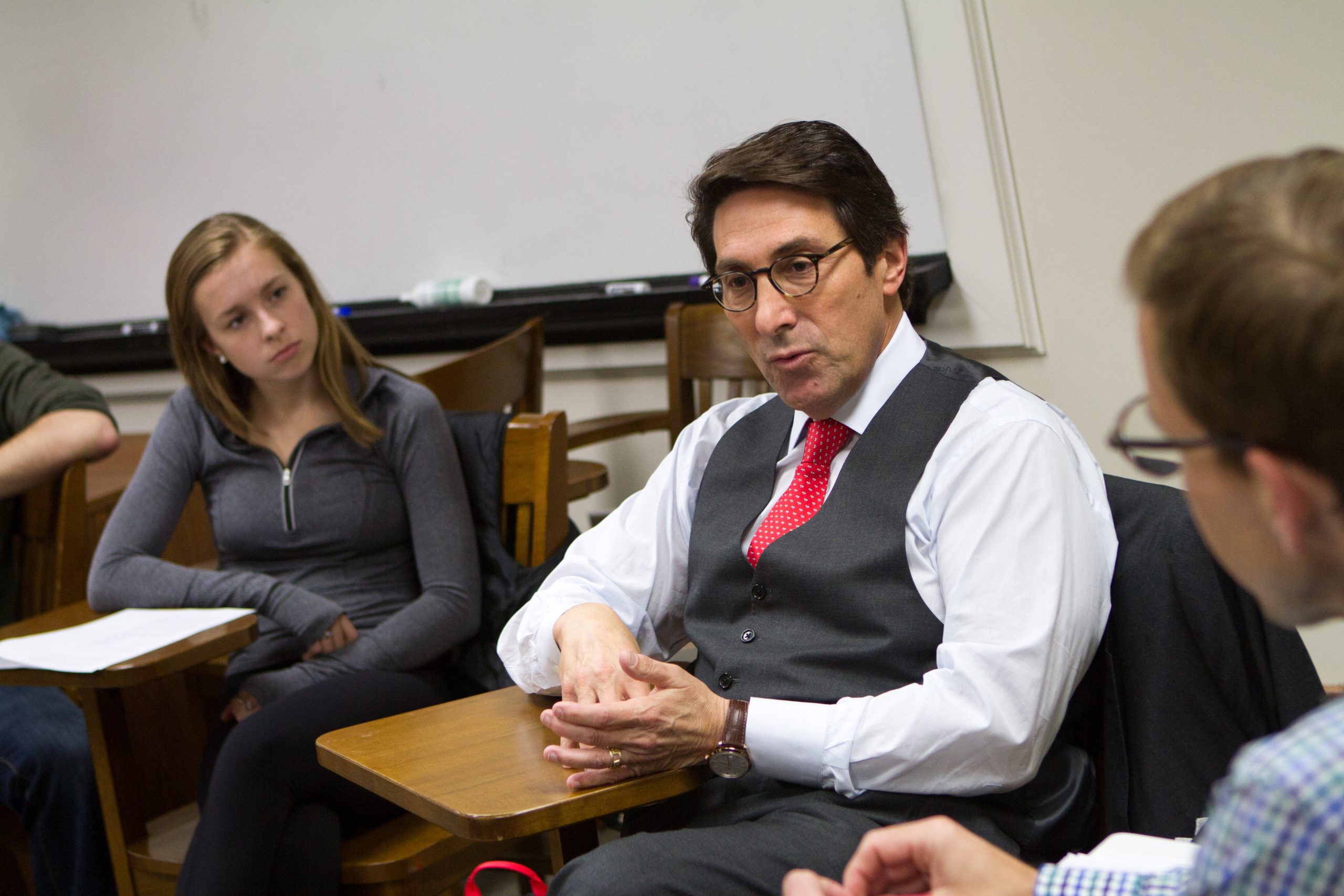 Dr. Jay Sekulow Brings Washington Legal Theory, Politics to Gustavus ...